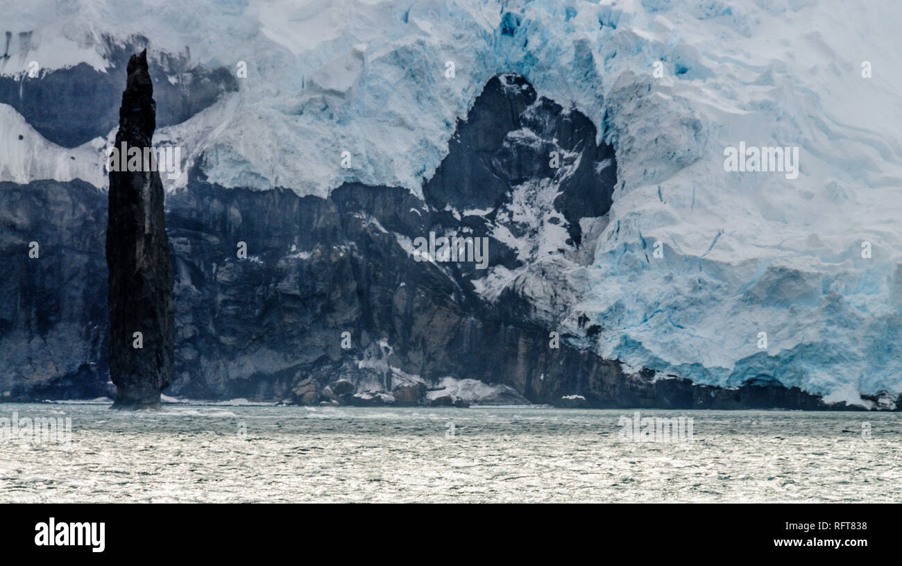 Monolith antarctica hi-res stock photography and images - Alamy