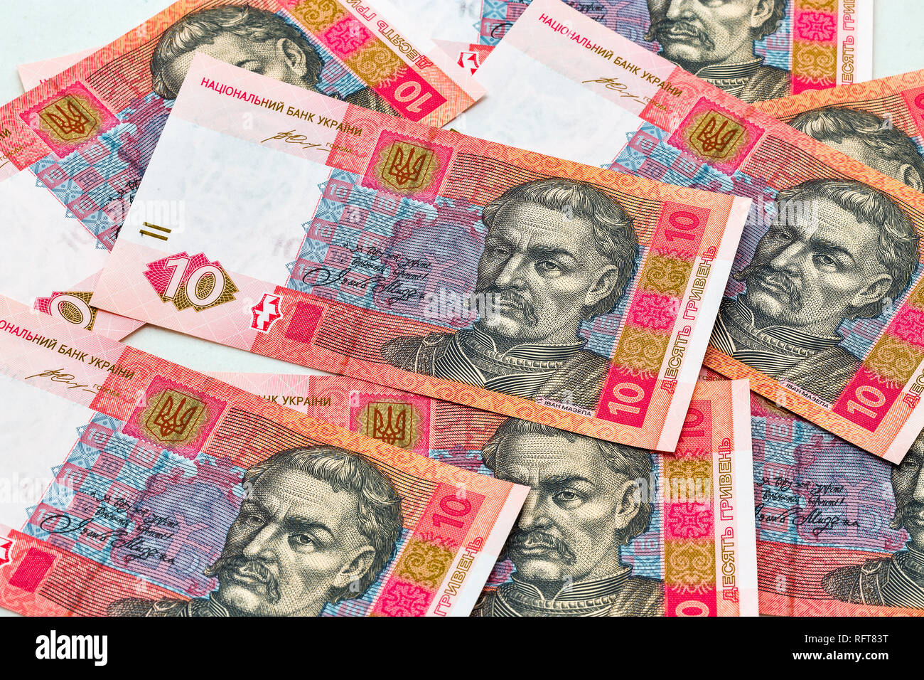 Ukrainian banknote hi-res stock photography and images - Alamy