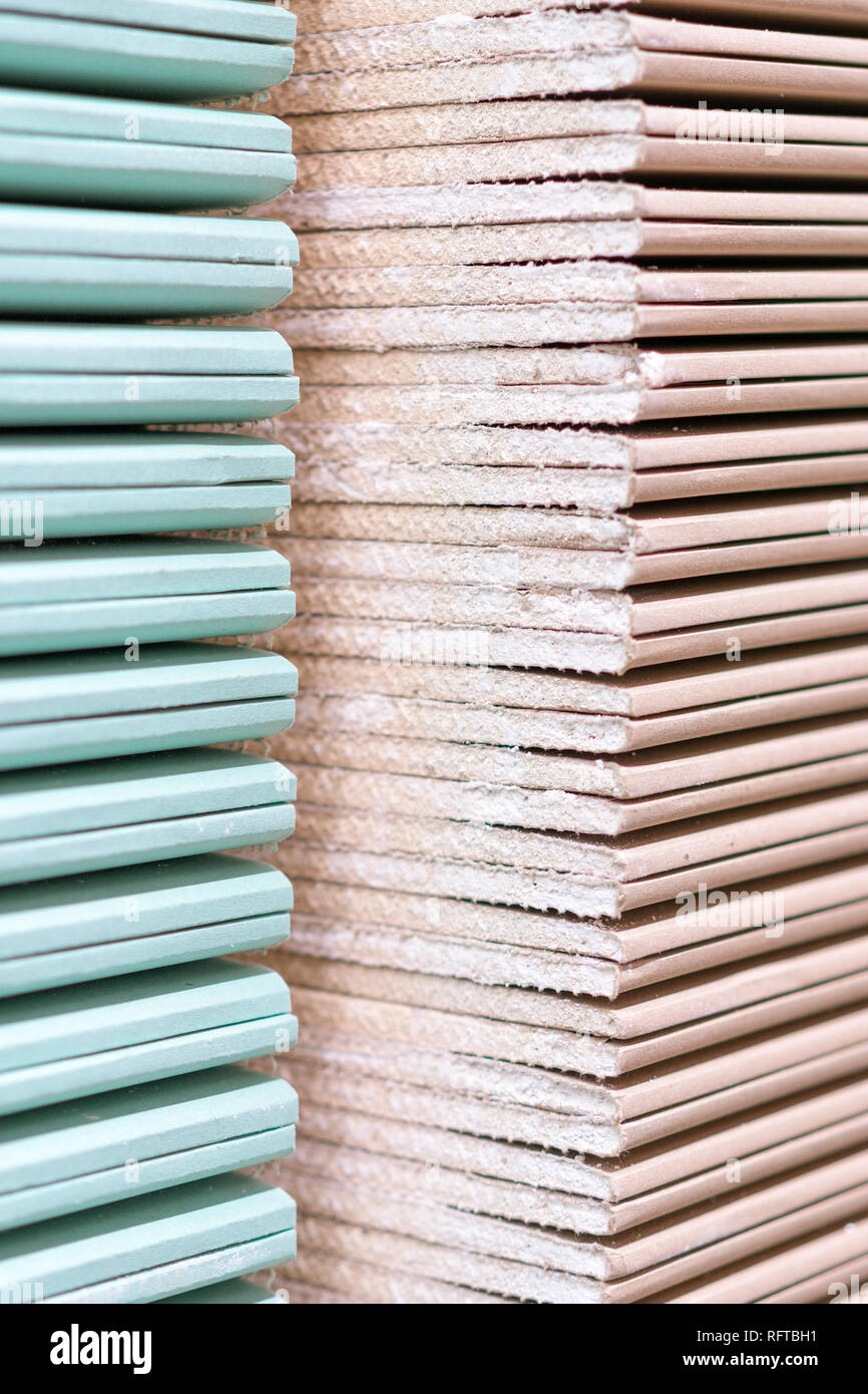 Gypsum board production hi-res stock photography and images - Alamy