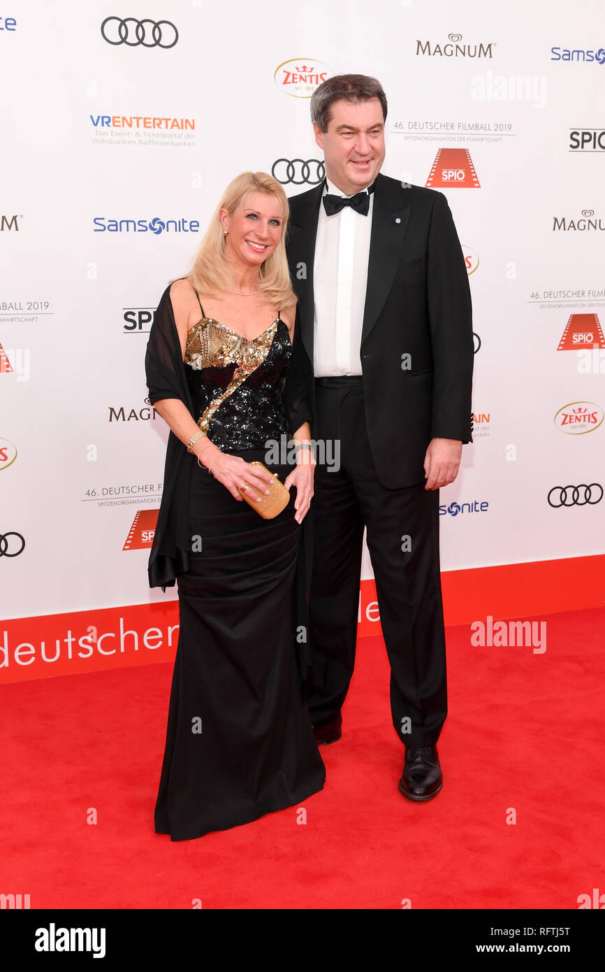 Markus soder dress hi-res stock photography and images - Alamy