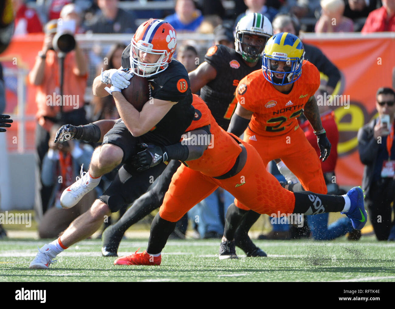 Mobile, AL, USA. 26th Jan, 2019. South Team wide receiver, #13 Hunter ...
