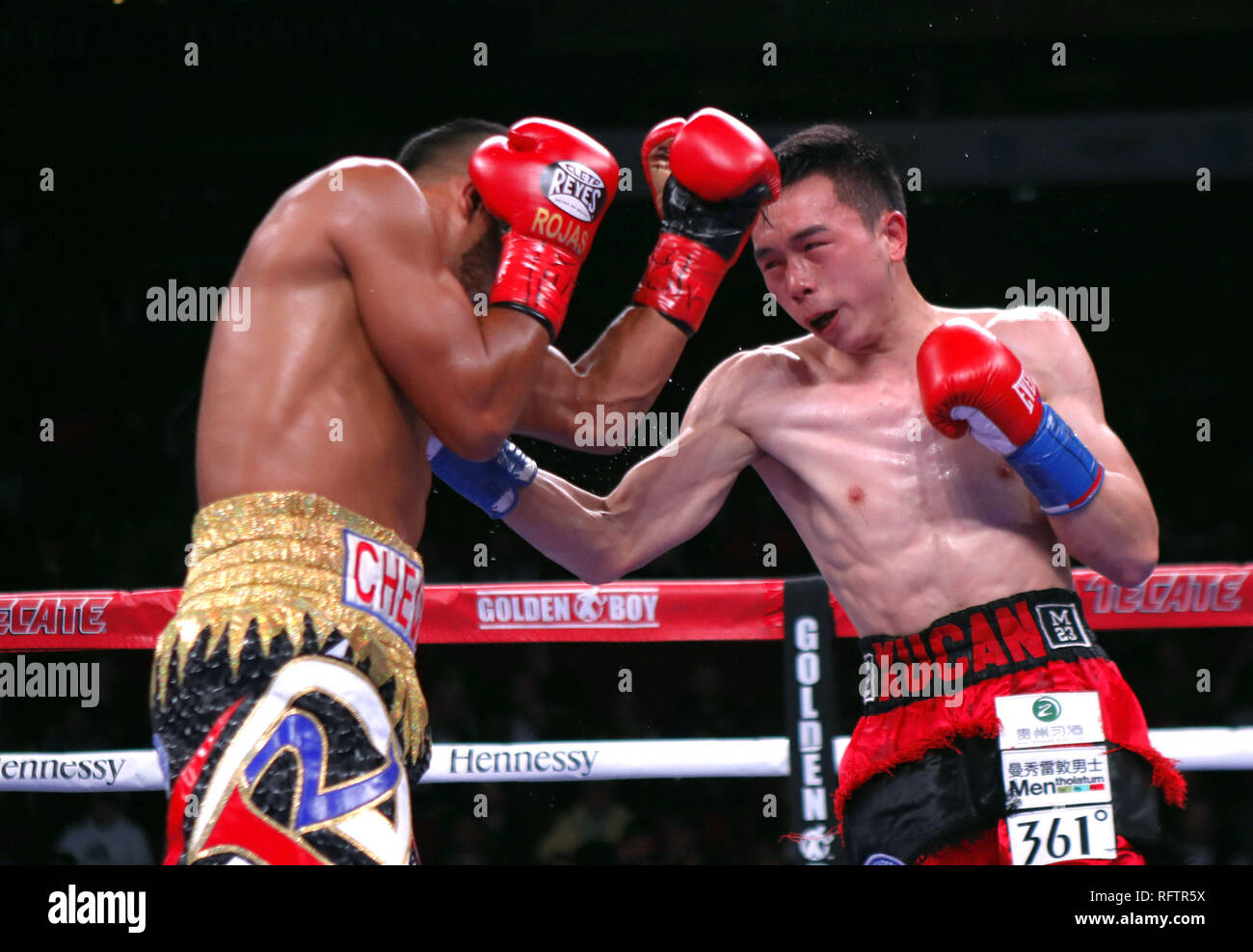 Defending jesus hi-res stock photography and images - Alamy