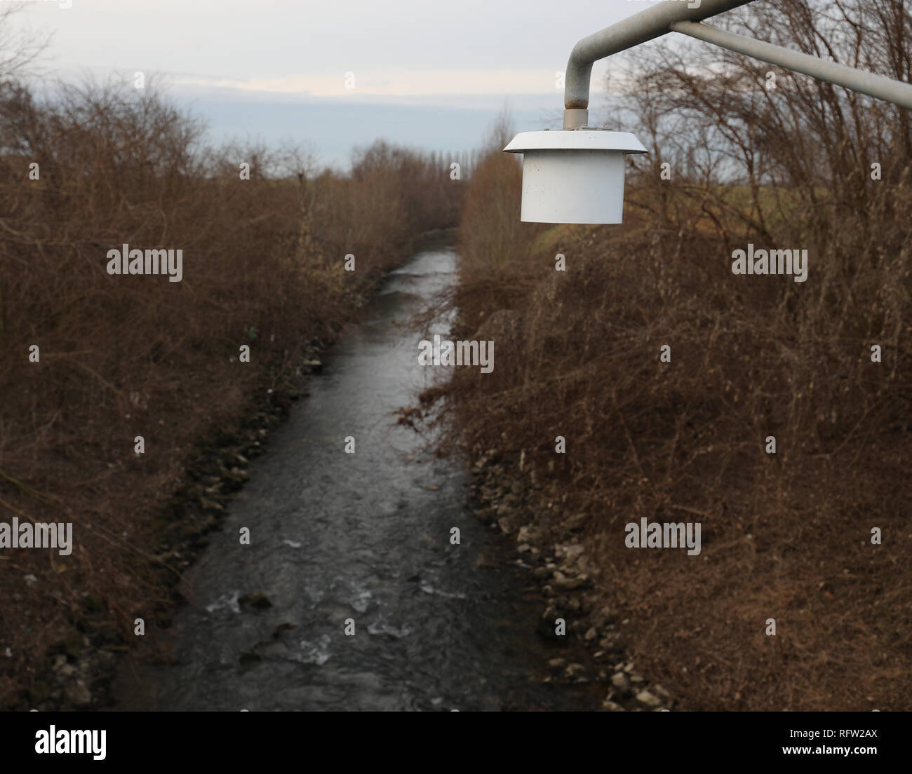 hydrometric probe to detect the height of the river and prevent floods ...