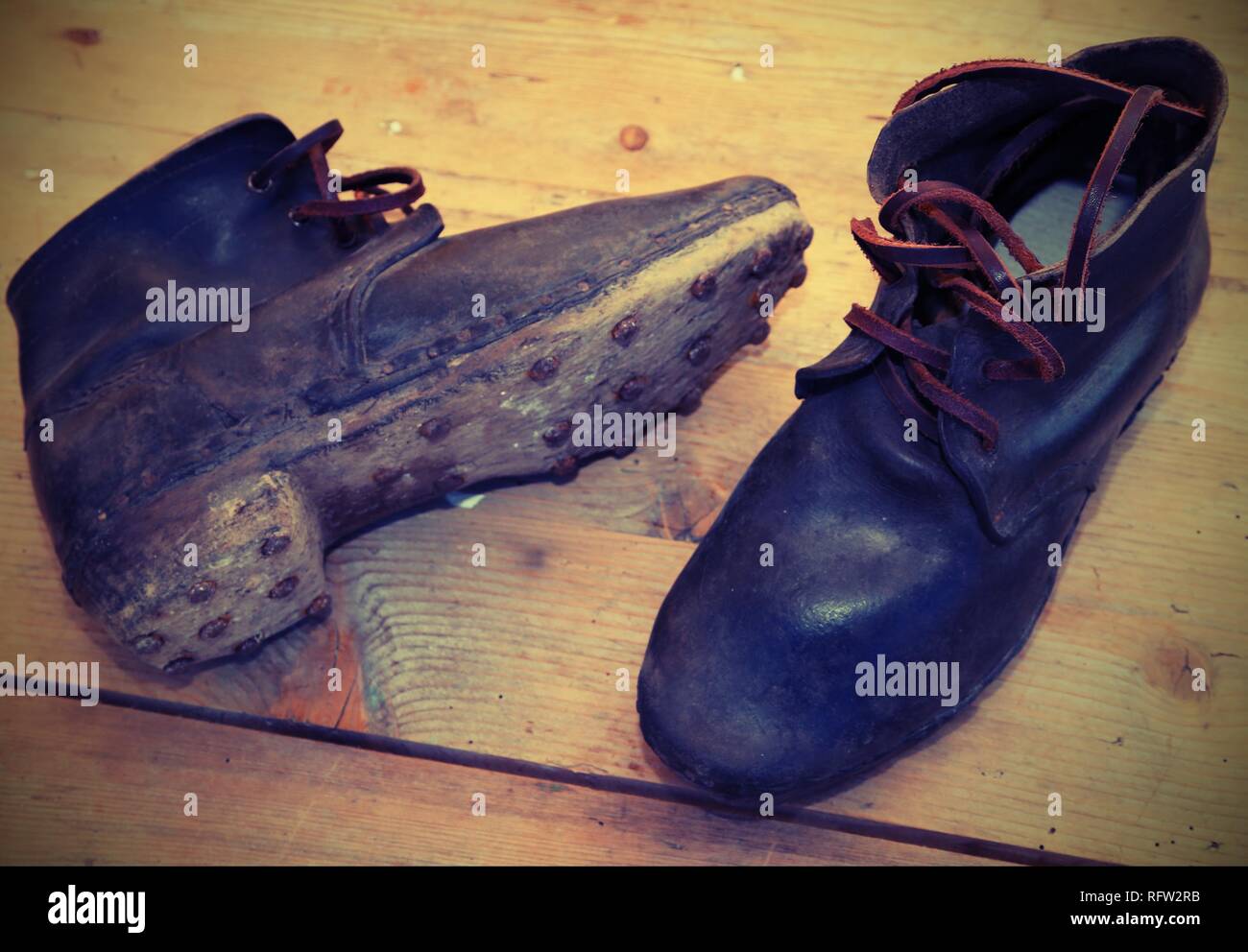 Old soldiers boots hi-res stock photography and images - Alamy
