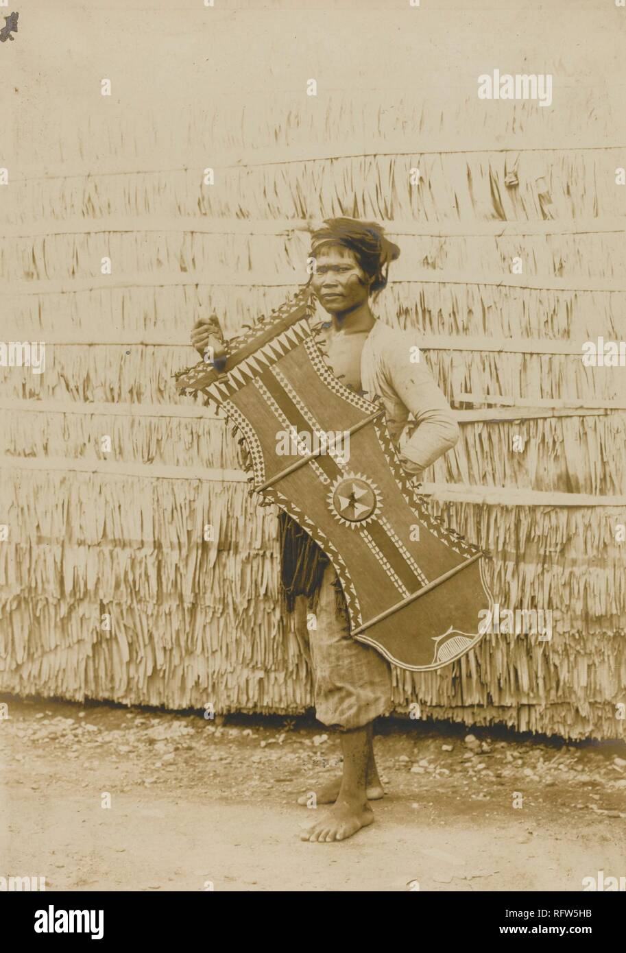 Early 1900s face hi-res stock photography and images - Alamy