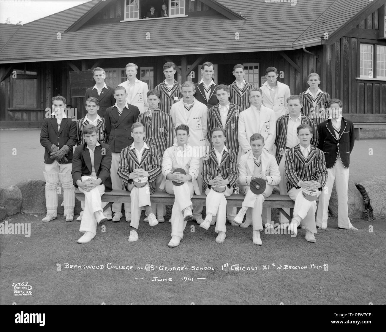 Cricket game Black and White Stock Photos & Images - Alamy