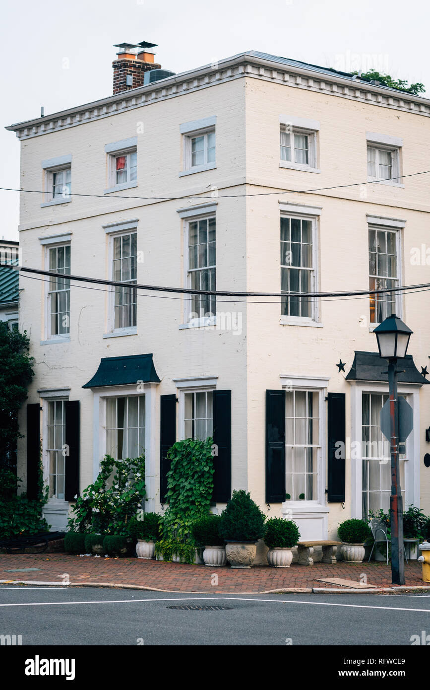A historic house, in Alexandria, Virginia Stock Photo - Alamy