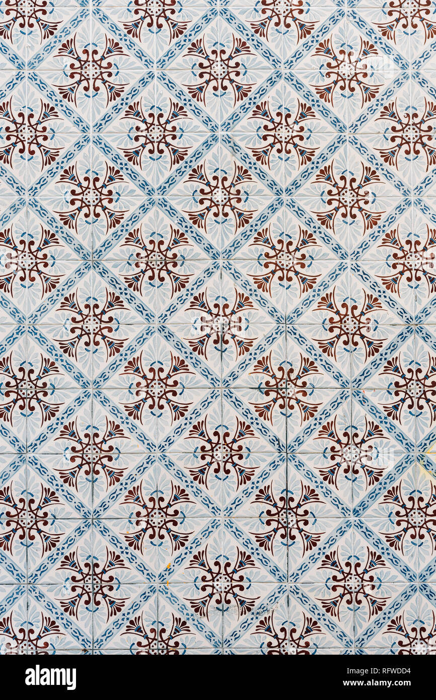 Portuguese azulejo tile pattern in Lisbon, Portugal Stock Photo - Alamy
