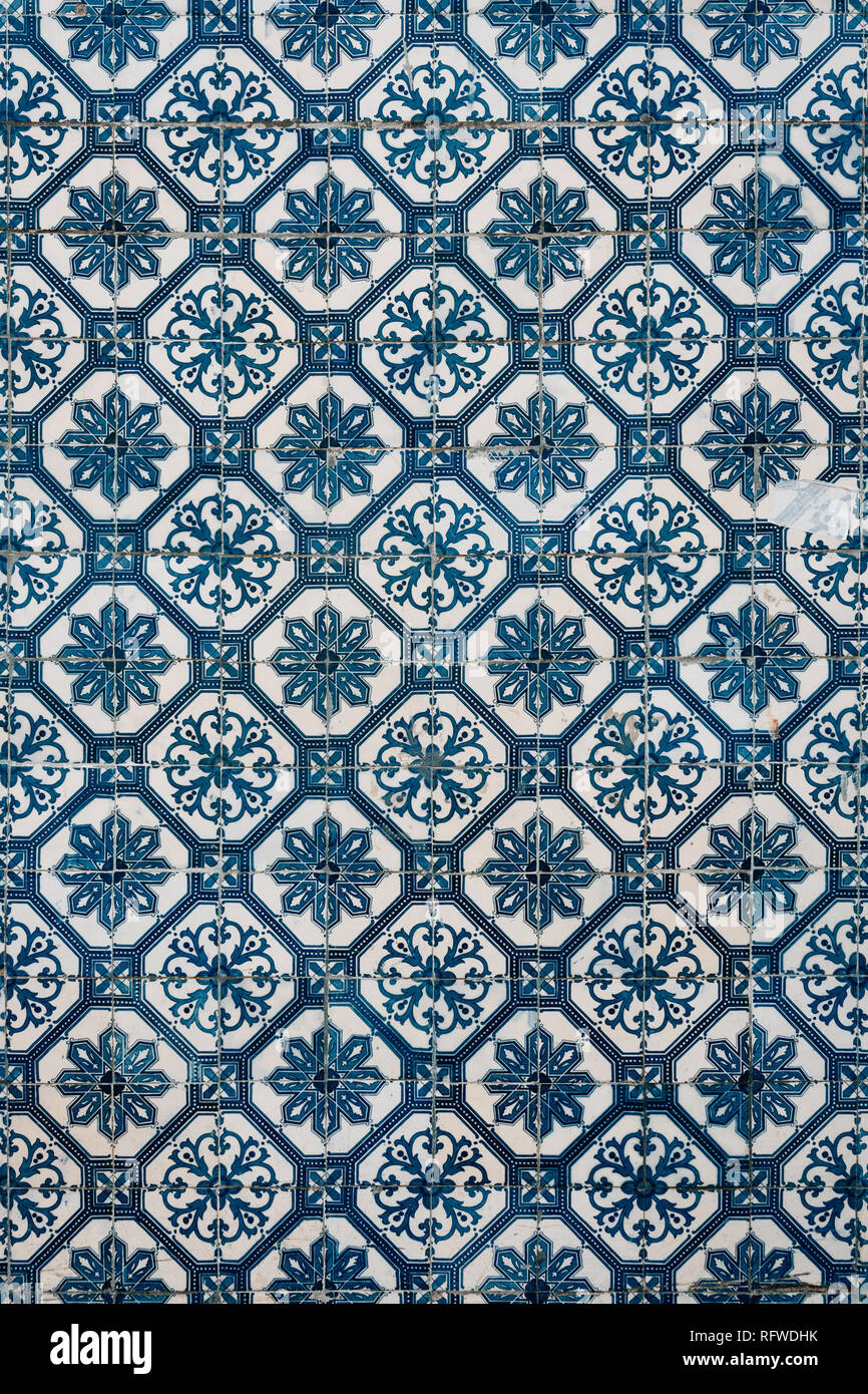 Portuguese azulejo tile pattern in Lisbon, Portugal Stock Photo - Alamy