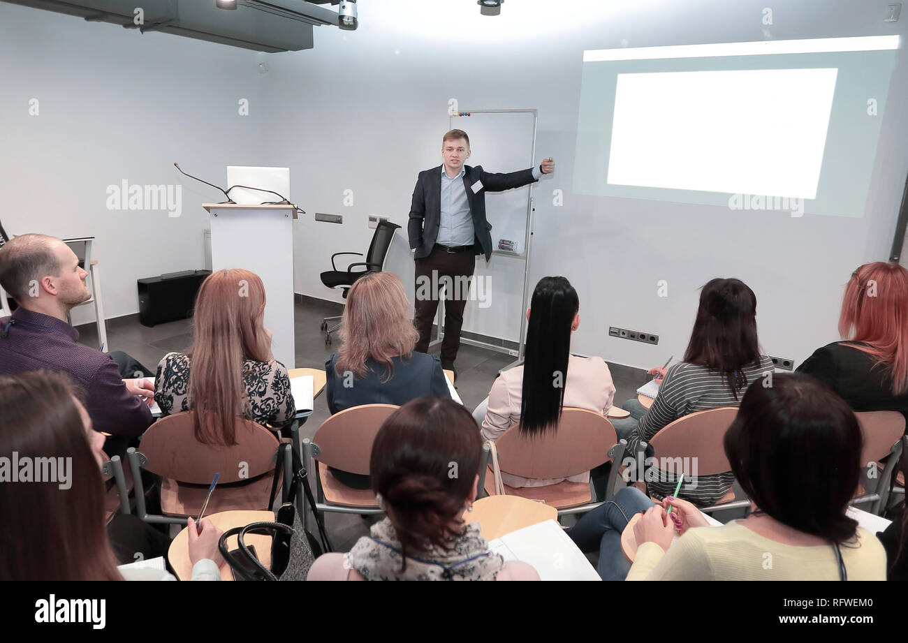 Female speech in meeting hall hi-res stock photography and images - Alamy