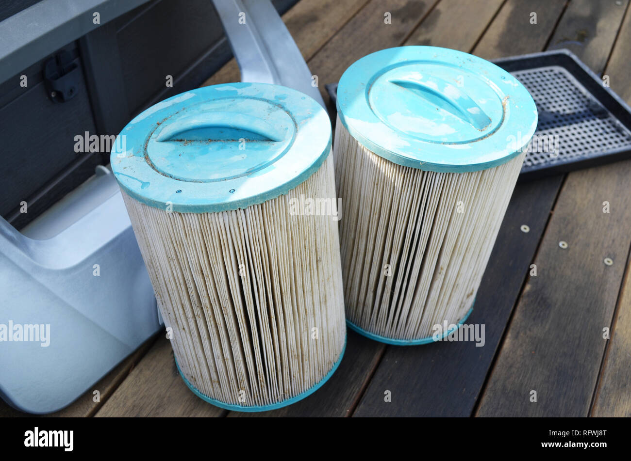 Dirty swimming pool hi-res stock photography and images - Alamy