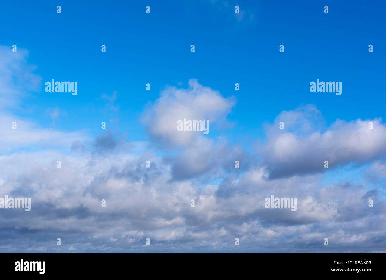 Clear sky above hi-res stock photography and images - Alamy