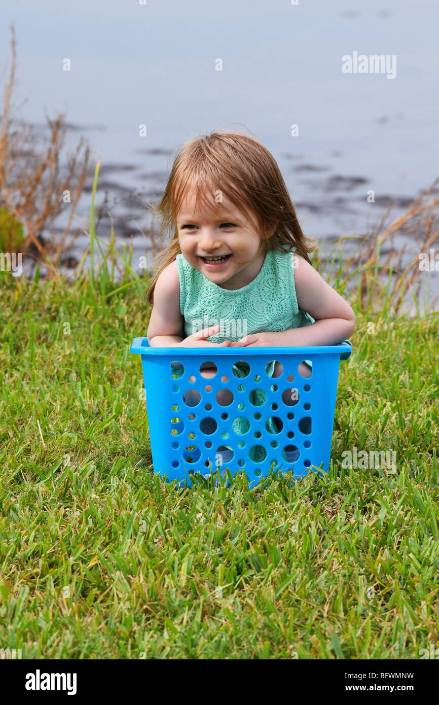 Action photos hi-res stock photography and images - Alamy