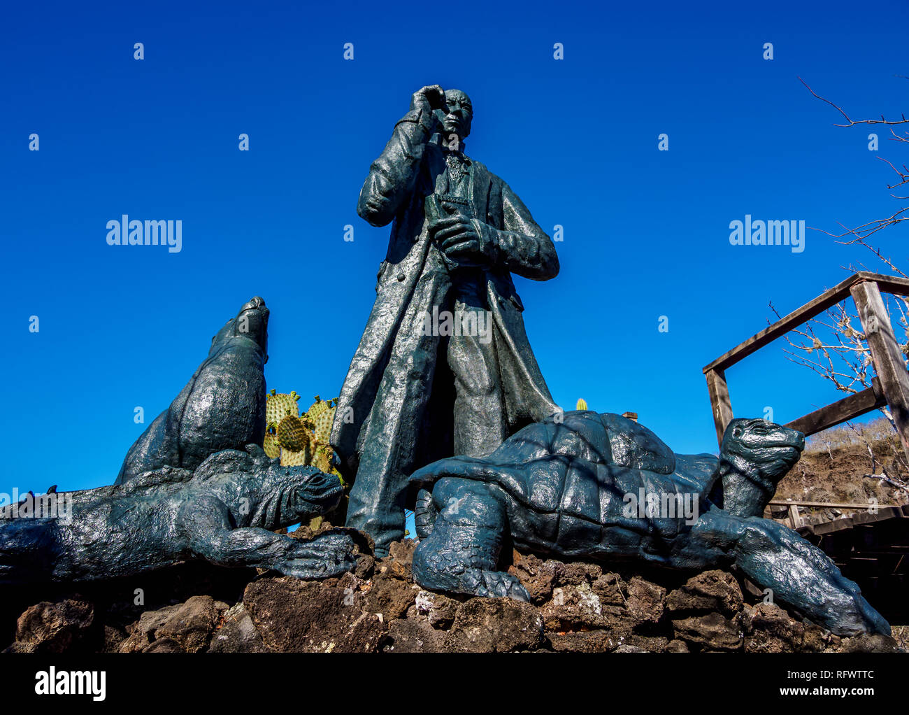 Charles Darwin statue, Cerro Tijeretas, San Cristobal (Chatham) Island ...
