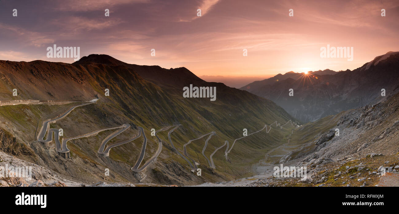 Sunrise over the Stelvio Pass (Passo dello Stelvio), Eastern Alps ...