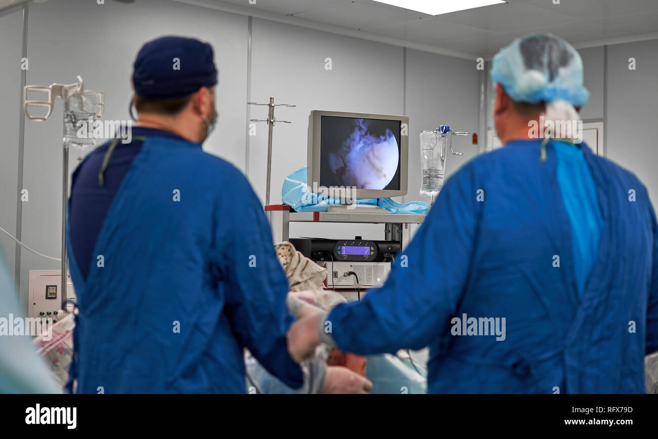 doctors working in the operating room Stock Photo - Alamy