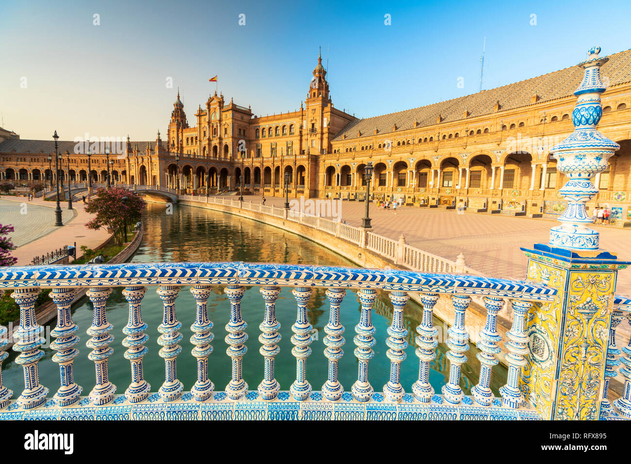 Decorated ceramic balustrade in Art Deco style along the canal, Plaza ...