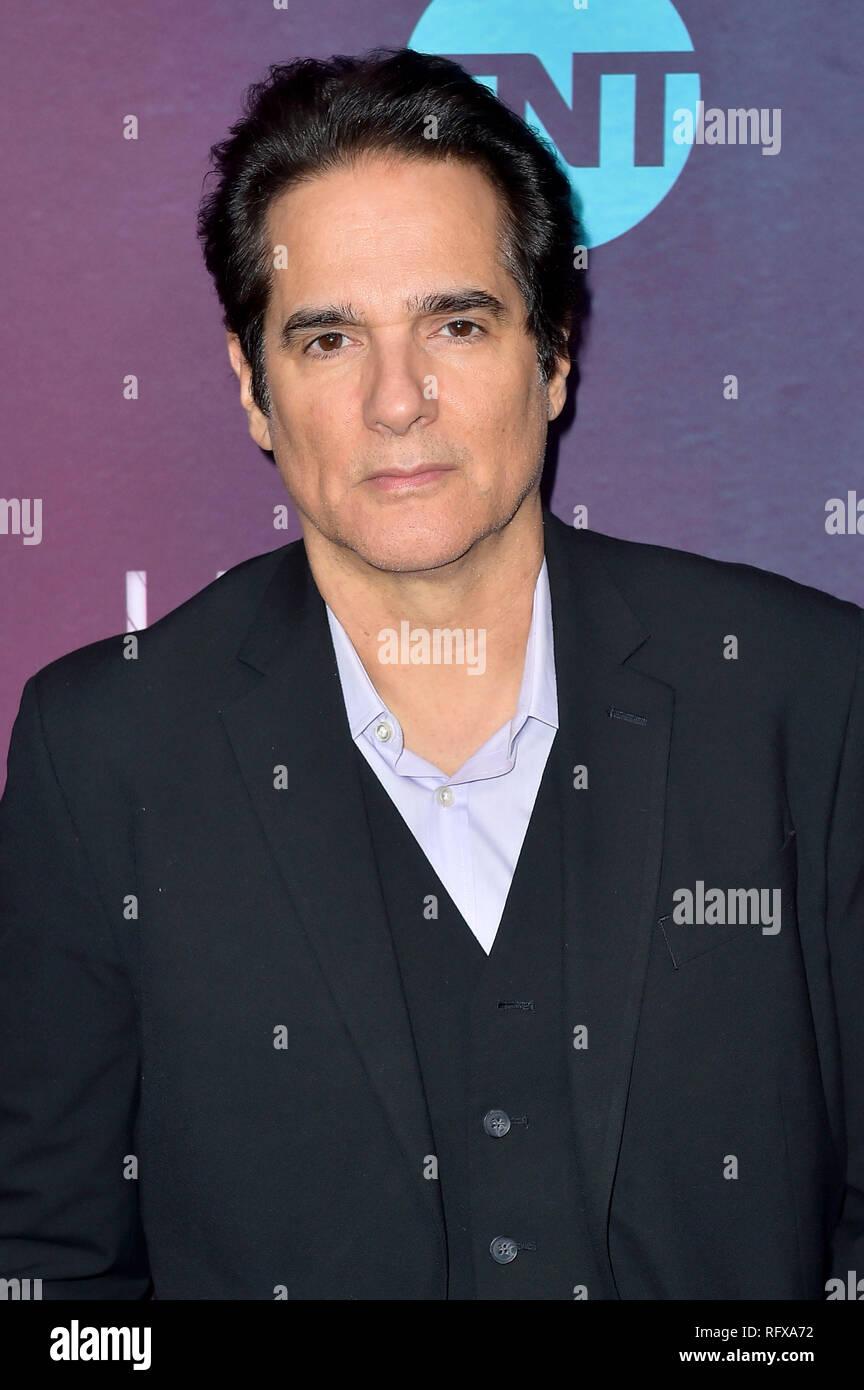 Tnt series hi-res stock photography and images - Alamy