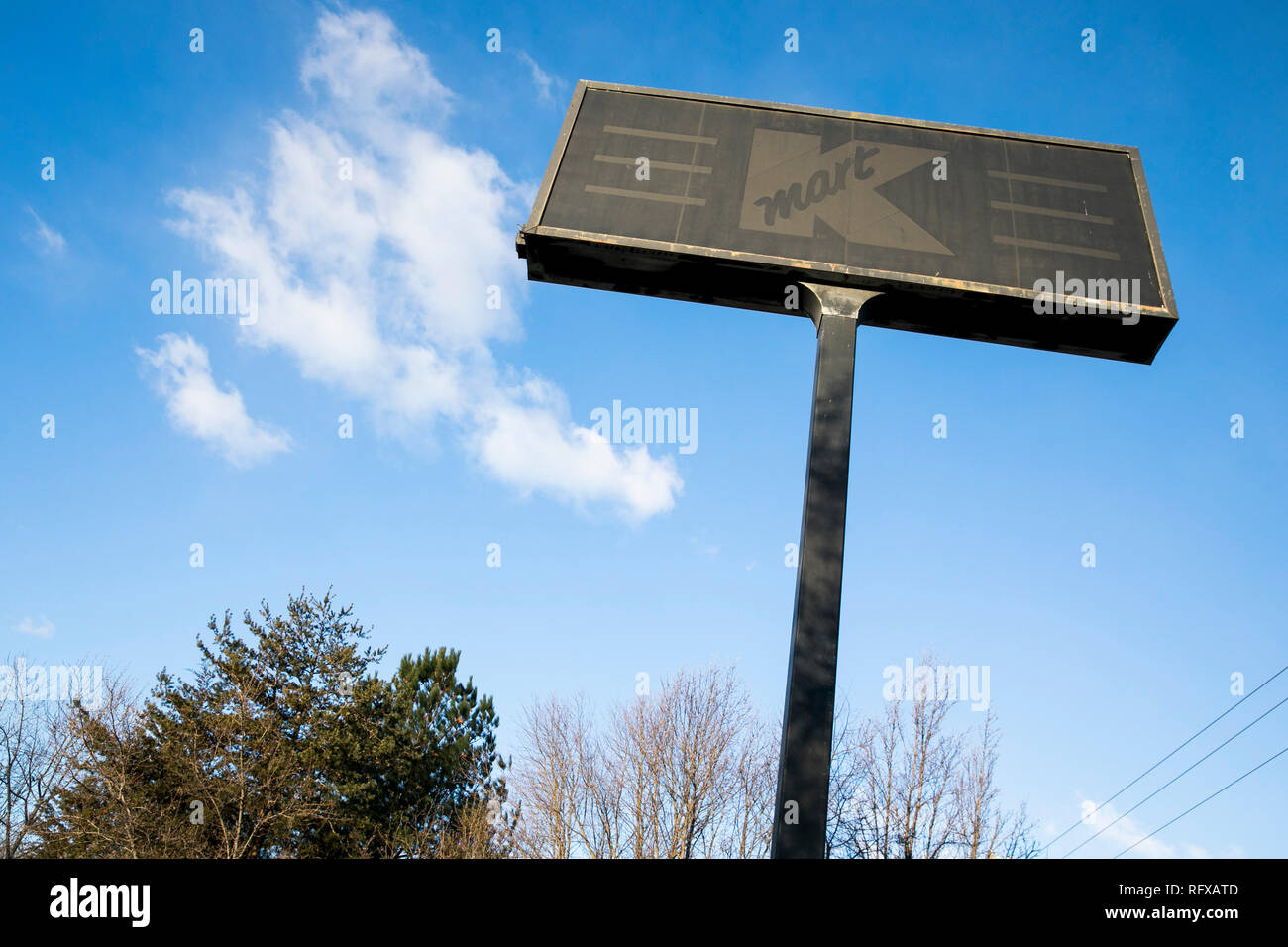 Kmart logo hi-res stock photography and images - Alamy