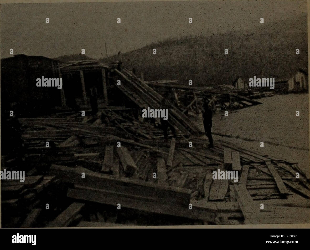 Creosoted timber hi-res stock photography and images - Alamy