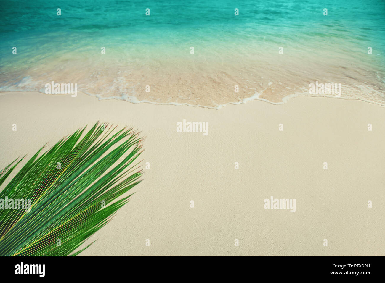 Soft ocean background hi-res stock photography and images - Alamy