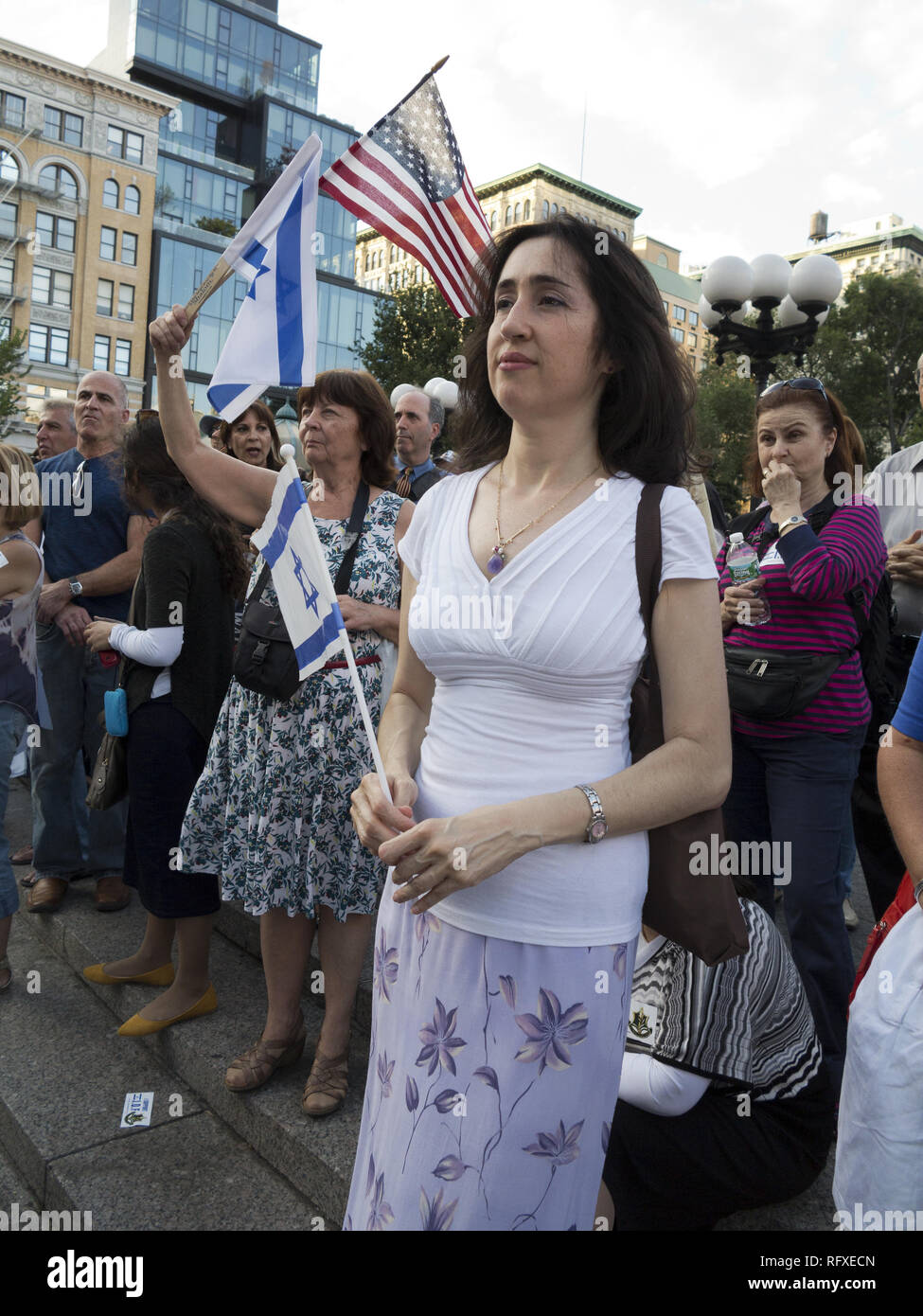 Middle east american flag hi-res stock photography and images - Alamy