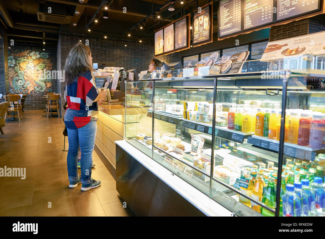 Starbucks coffee display case hi-res stock photography and images - Alamy
