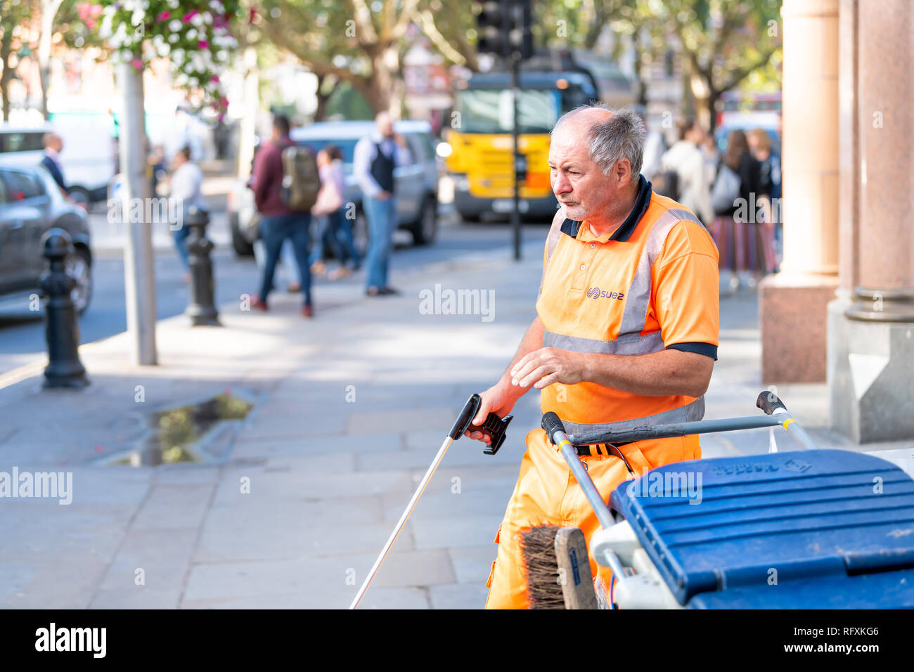 Rubbish picker hi-res stock photography and images - Alamy