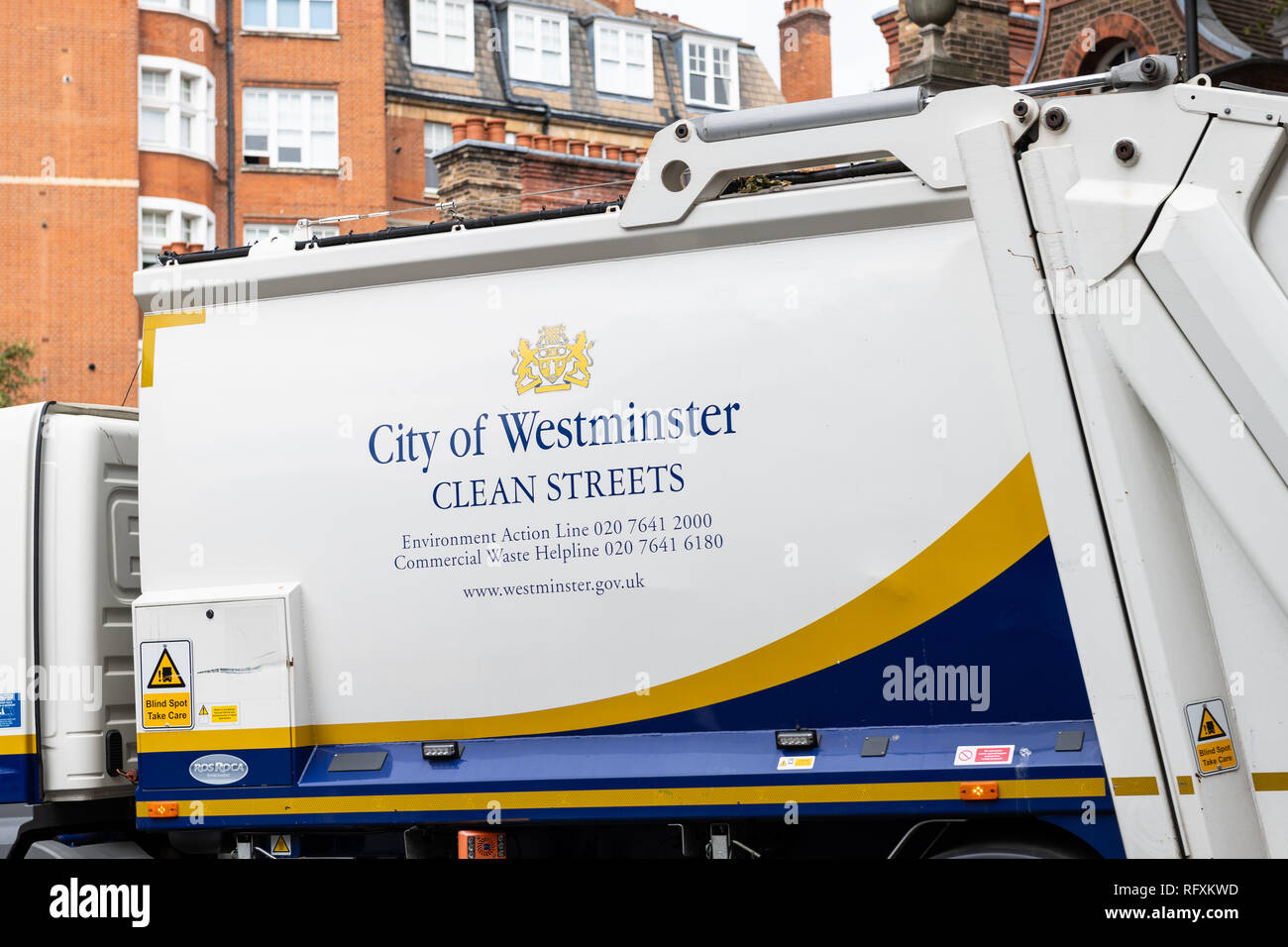 London streets logo hi-res stock photography and images - Alamy