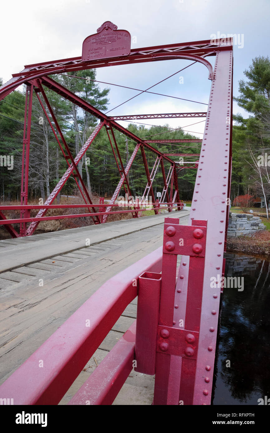 Warren truss structure hi-res stock photography and images - Alamy