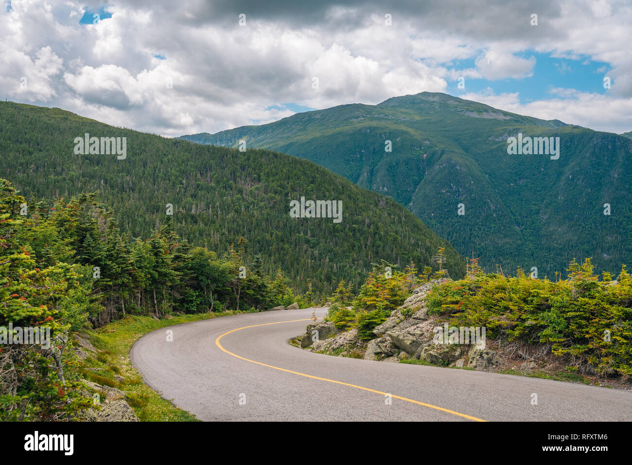 Mount washington auto road white mountains hi-res stock photography and ...