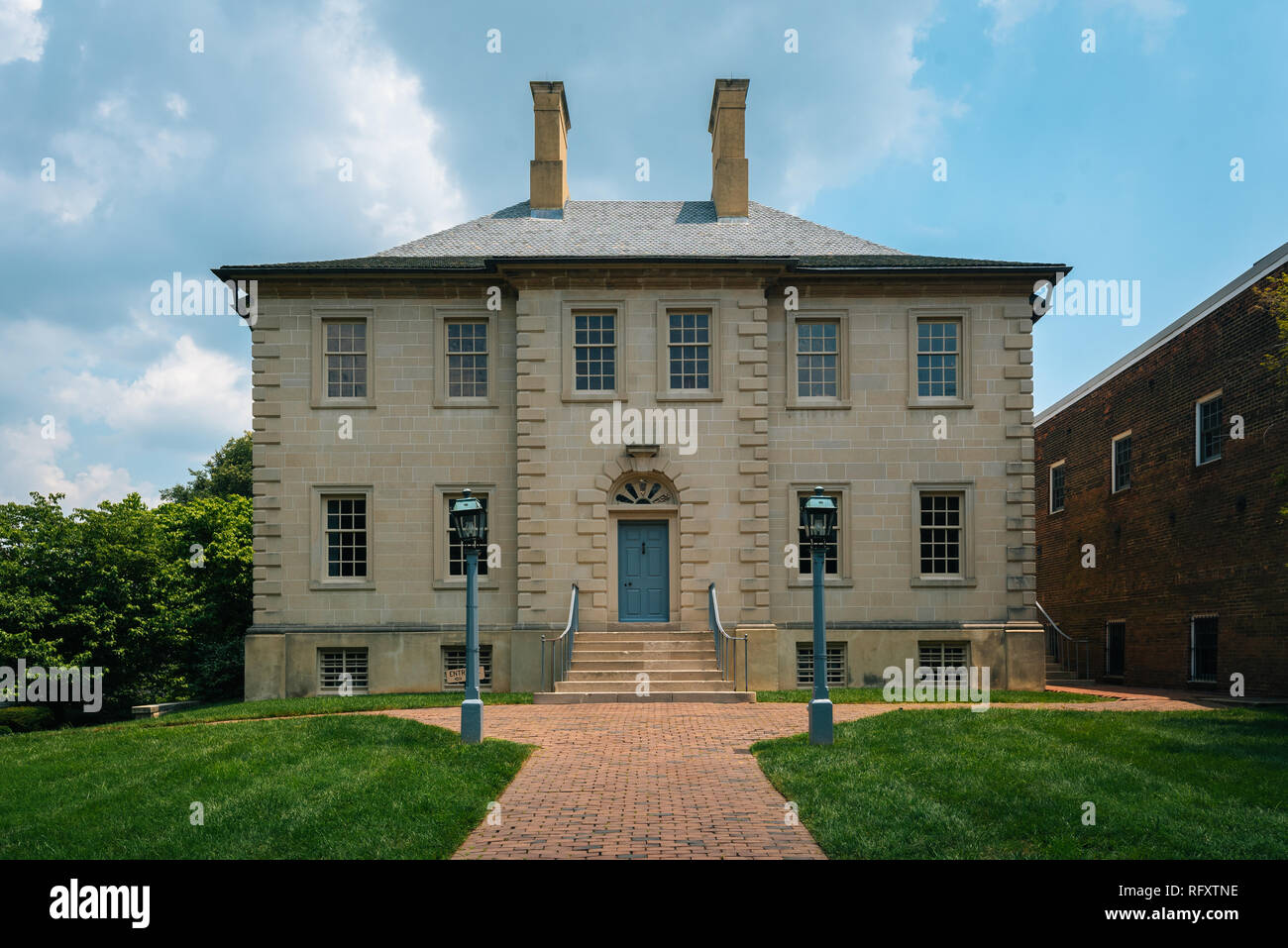 Carlyle house alexandria virginia hi-res stock photography and images ...