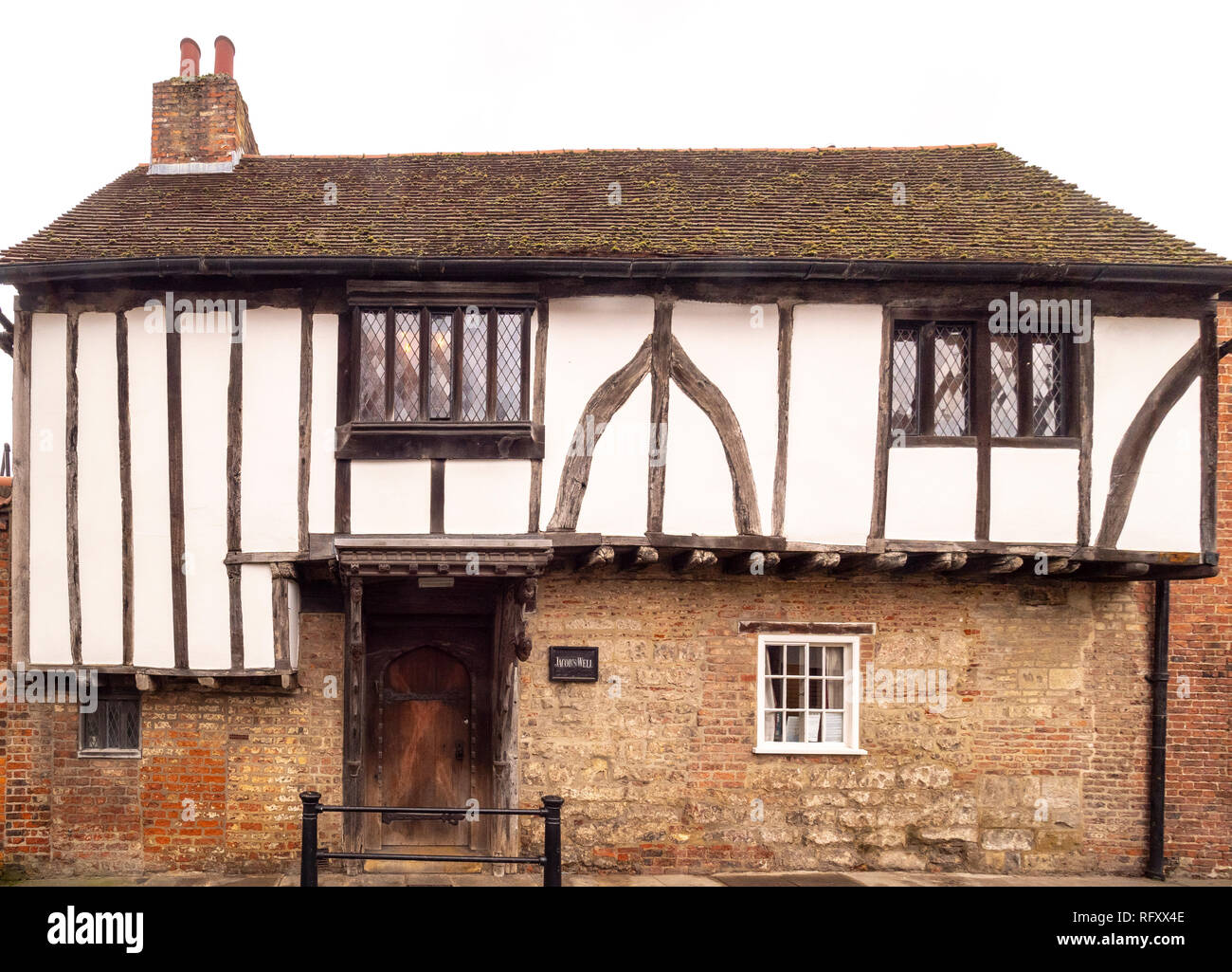 Timber medieval building hi-res stock photography and images - Alamy