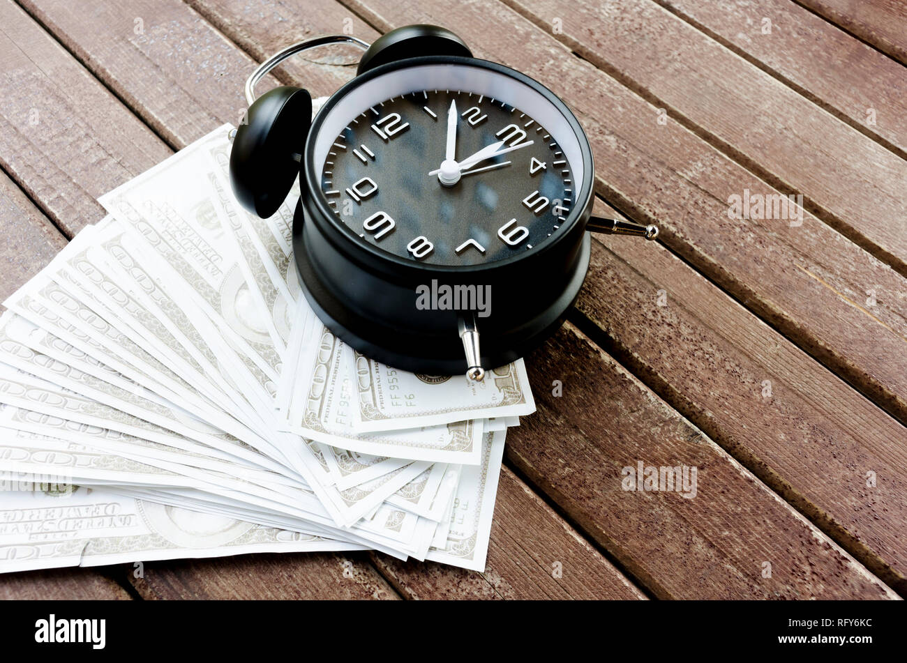 Precious time hi-res stock photography and images - Alamy