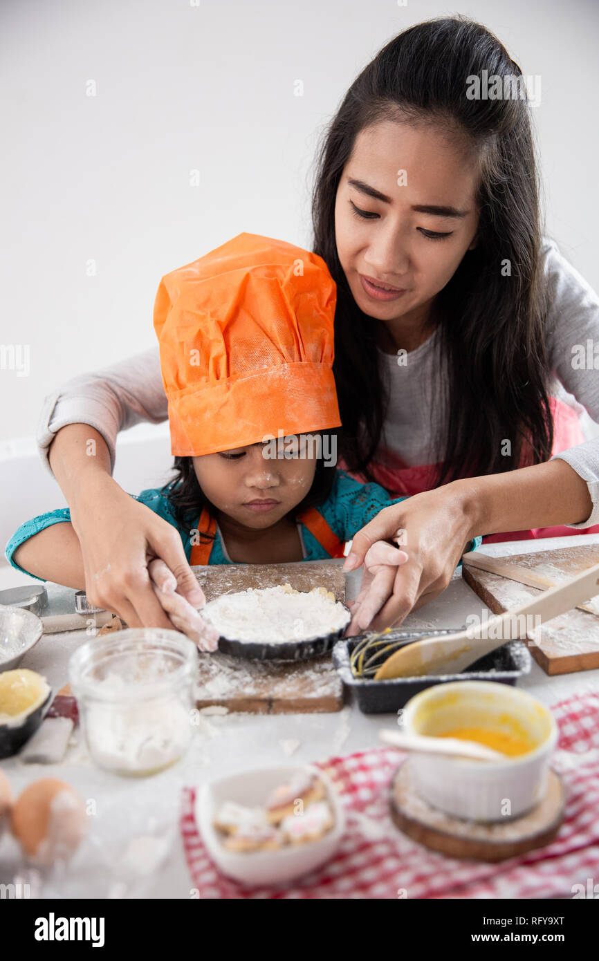 cooking class with mommy Stock Photo - Alamy