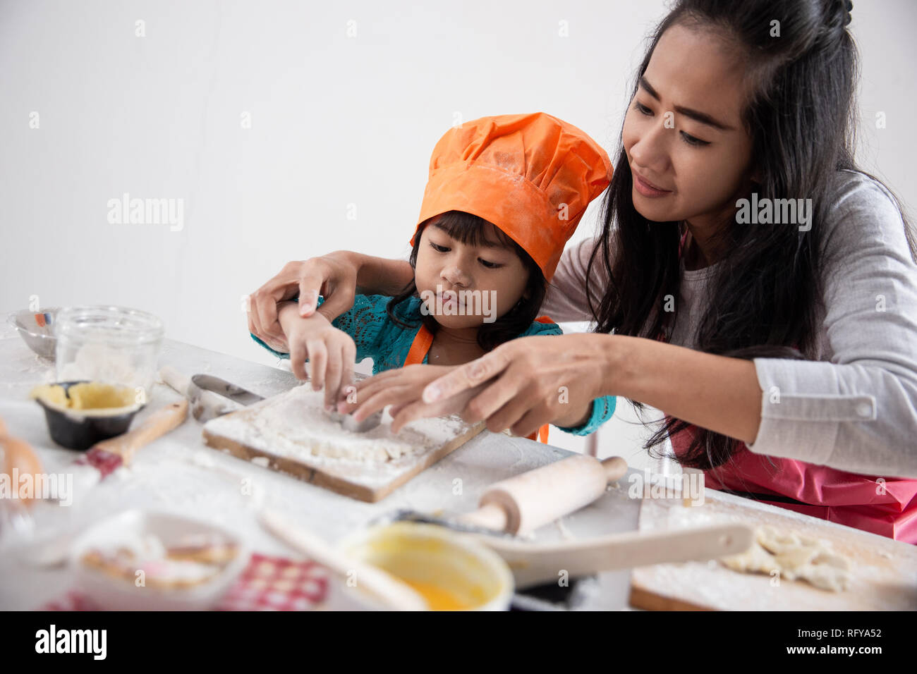 cooking class with mommy Stock Photo - Alamy