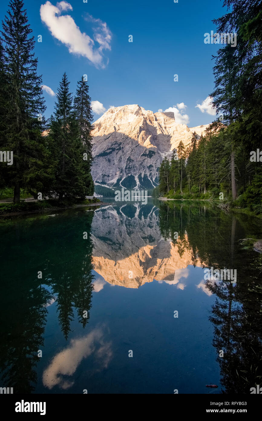 View on Lake Prags, Lake Braies, Pragser Wildsee, Lago di Braies, the ...