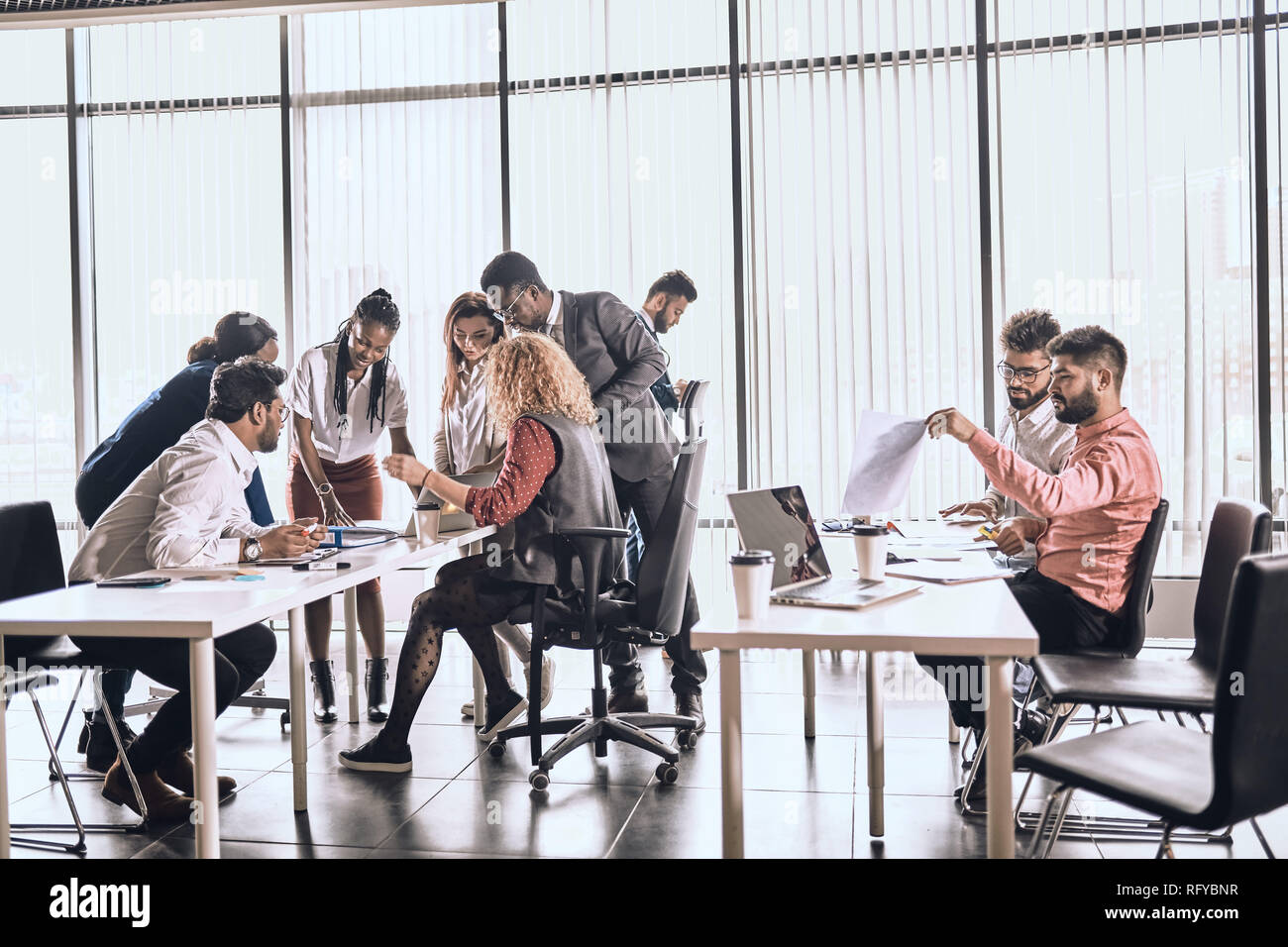 Open plan office interior busy hi-res stock photography and images - Alamy