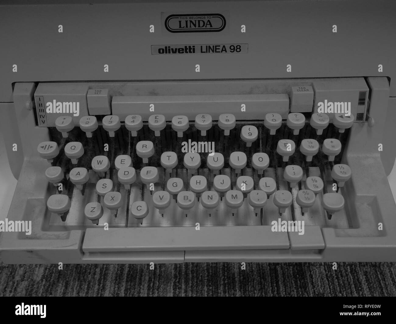 Olivetti Linea 98 Typewriter in black and white Stock Photo - Alamy