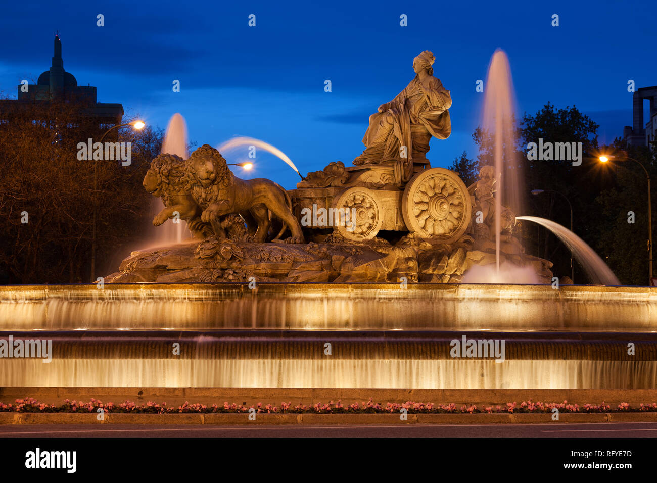 Cibeles Fountain at night in city of Madrid, Spain. Fountain from 1782 ...