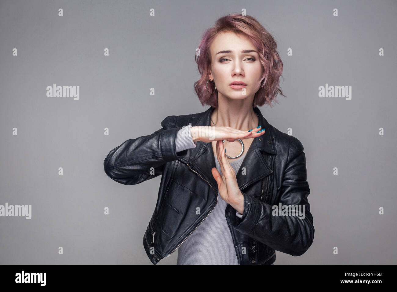 More than half of the adult hi-res stock photography and images - Alamy