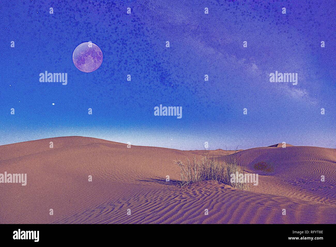 Lunar blood moon hi-res stock photography and images - Alamy