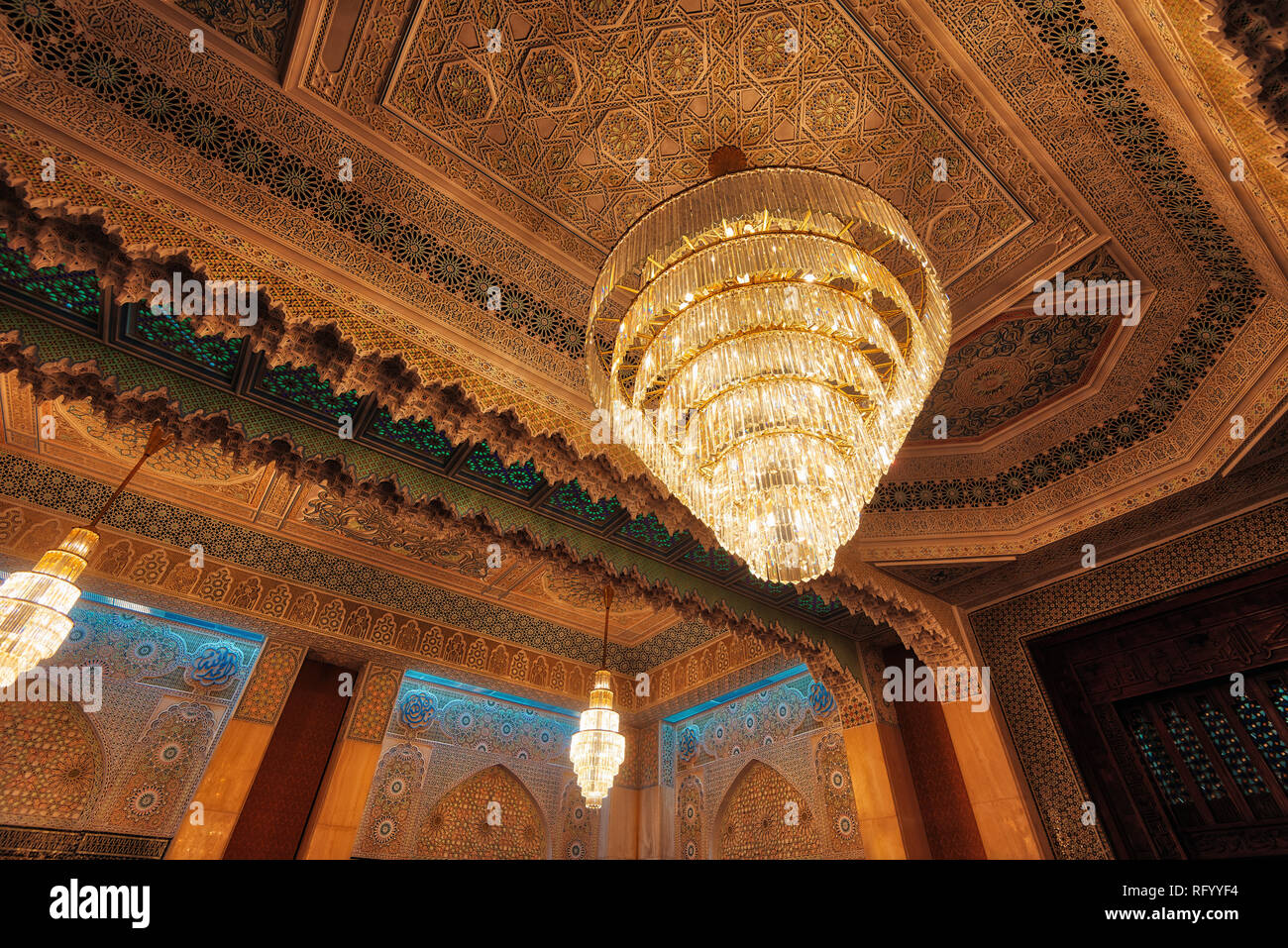 Grand mosque of kuwait hi-res stock photography and images - Alamy