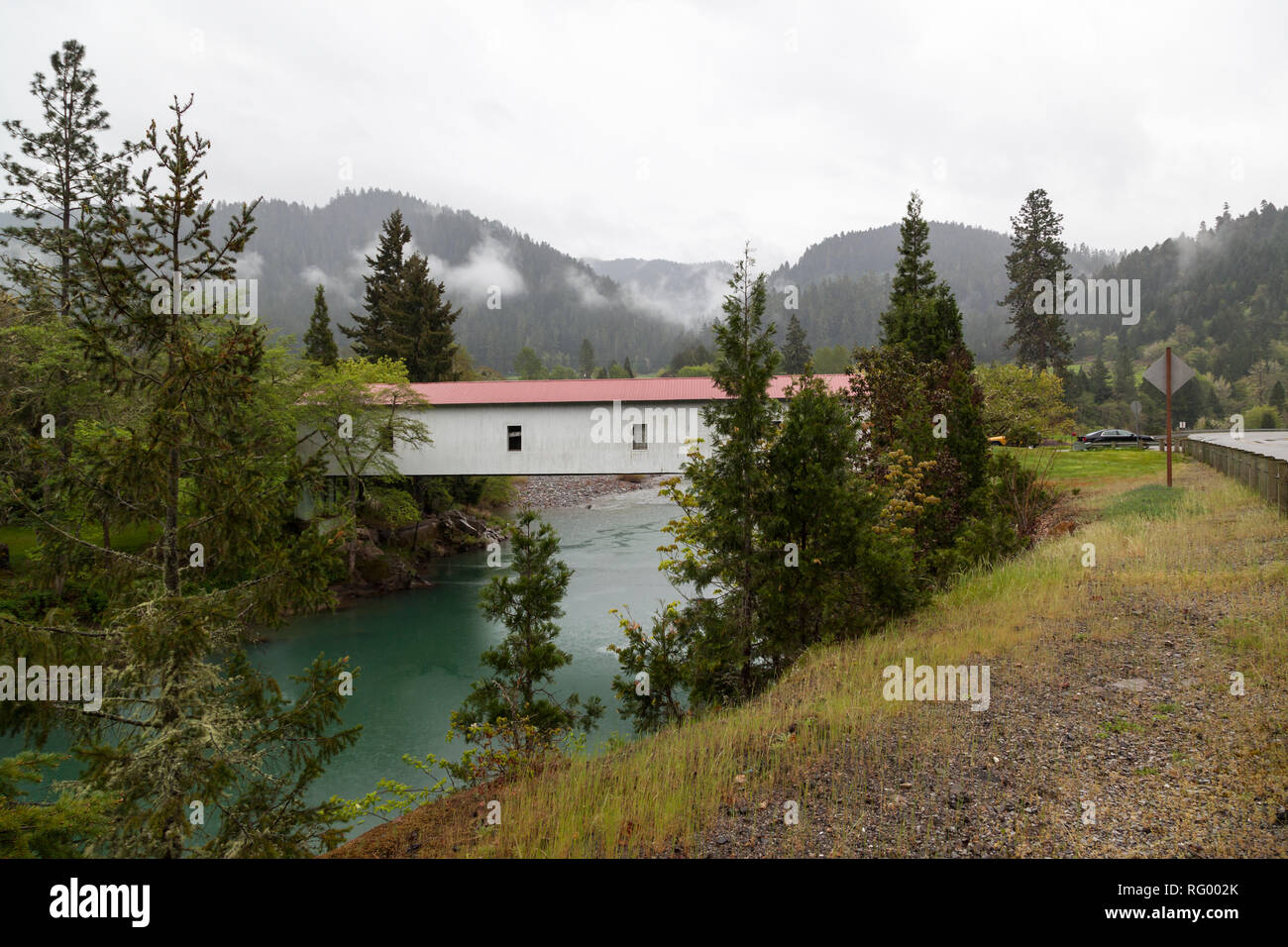MILO, OREGON - April 17, 2014: The Milo Academy covered bridge spans ...