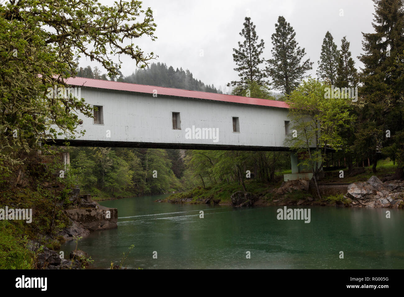 MILO, OREGON - April 17, 2014: The Milo Academy covered bridge spans ...