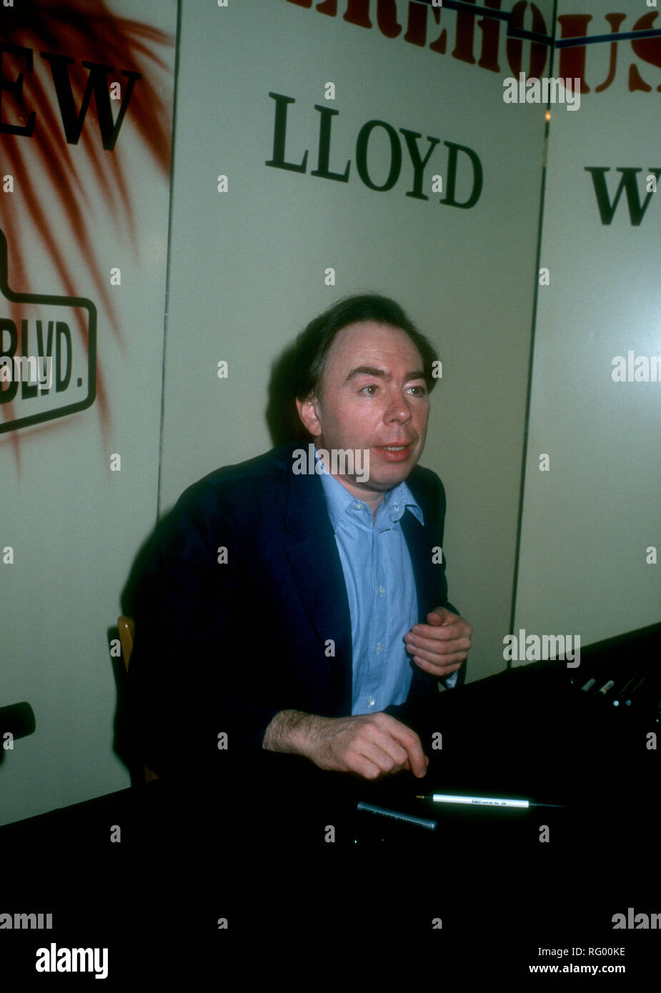 LOS ANGELES, CA - NOVEMBER 20: Composer Andrew Lloyd Webber attends ...