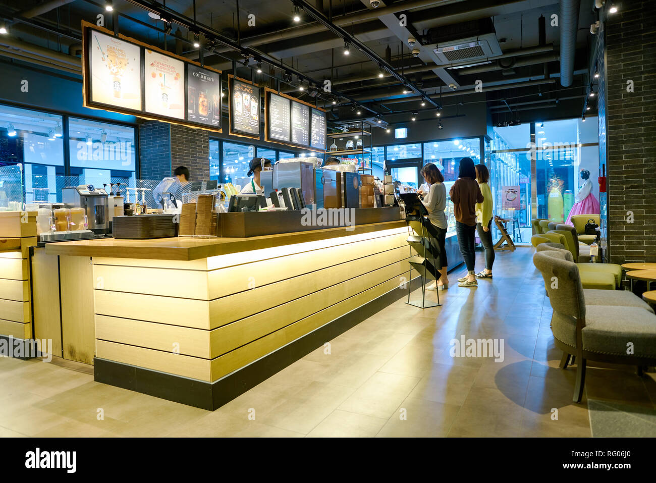 SEOUL, SOUTH KOREA - CIRCA MAY, 2017: inside Starbucks coffee shop in ...
