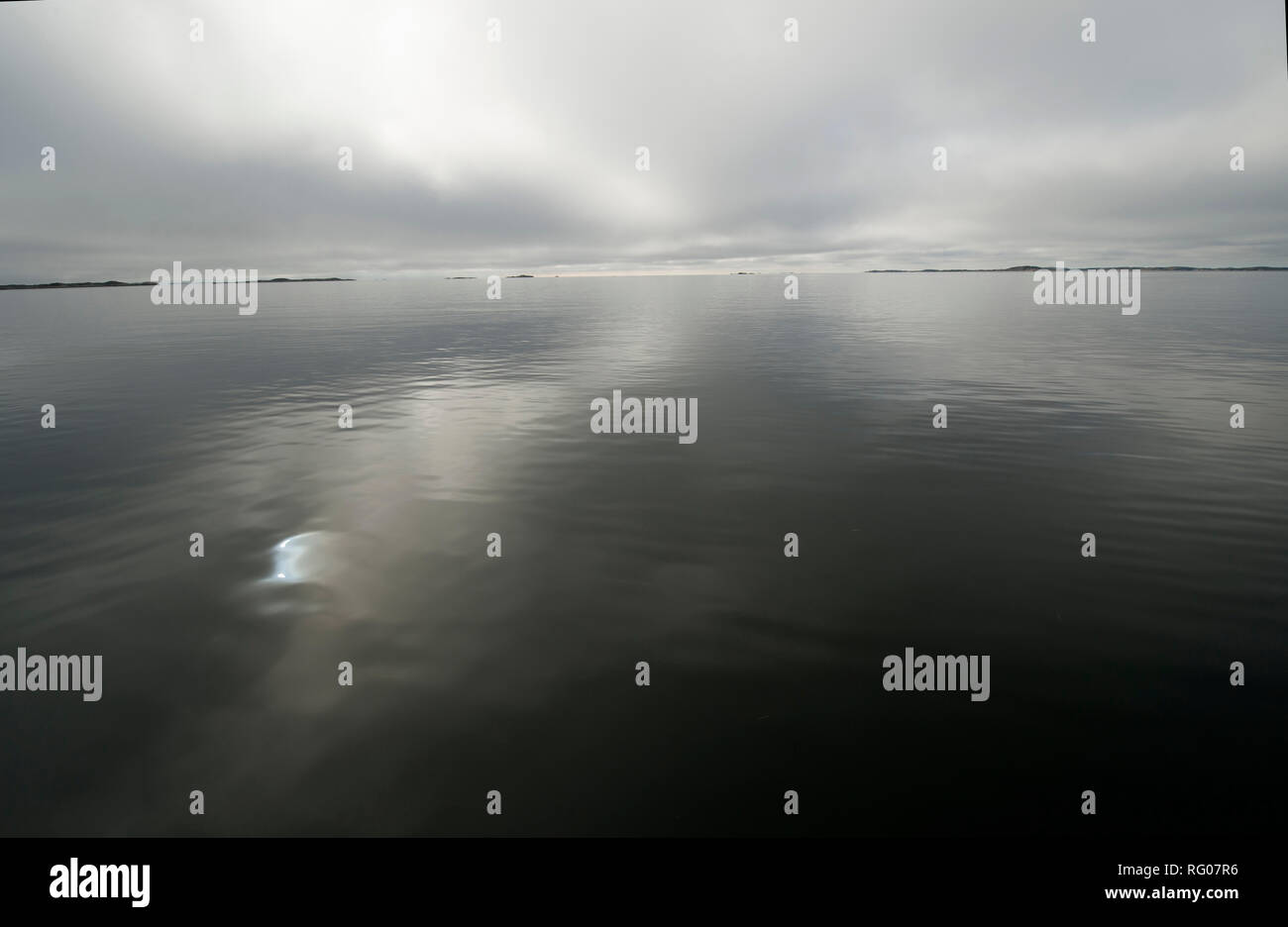 Fog oceans hi-res stock photography and images - Alamy
