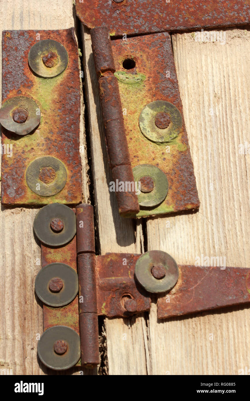 wooden door hinges Stock Photo - Alamy