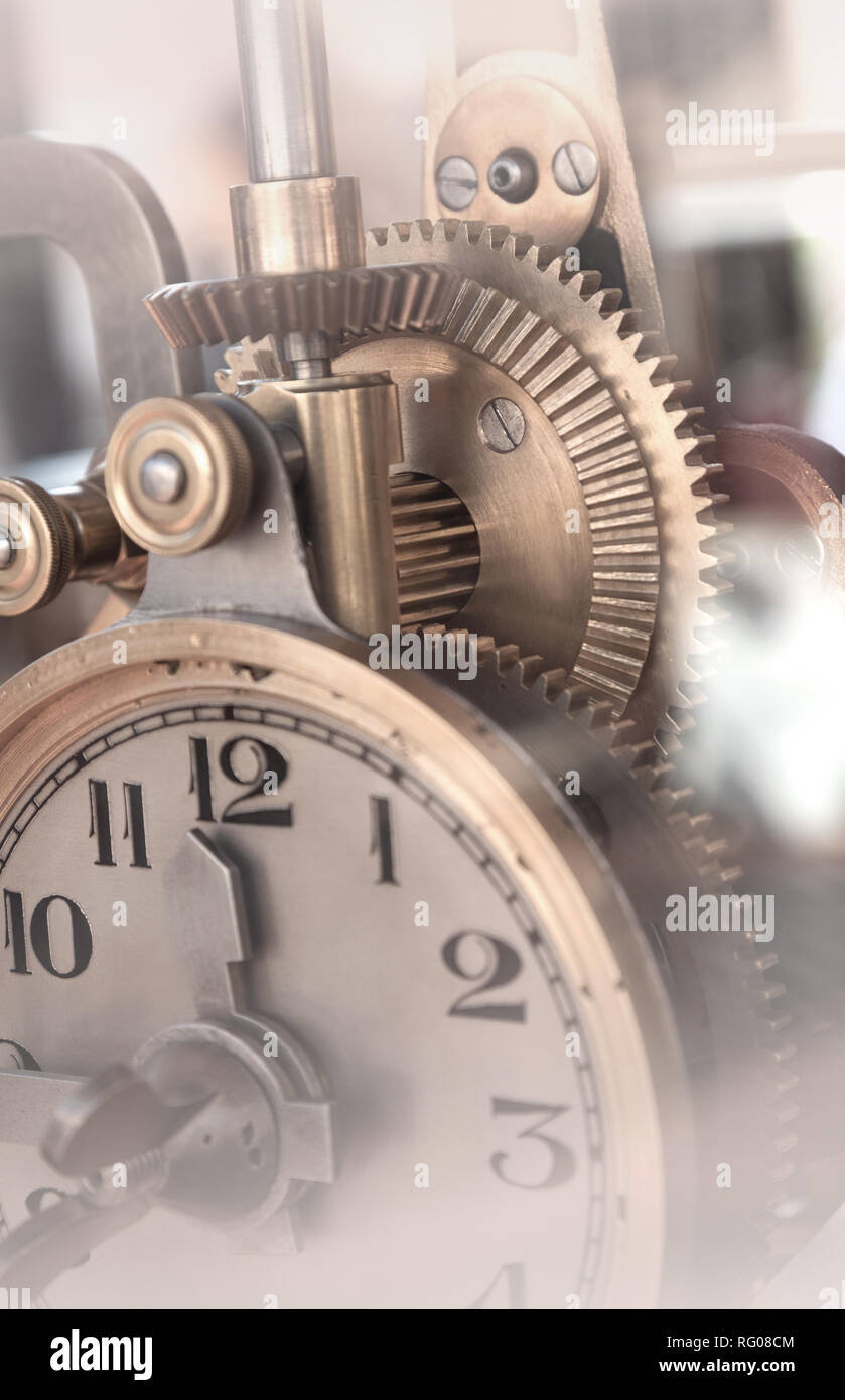 Mechanism of gears hi-res stock photography and images - Alamy